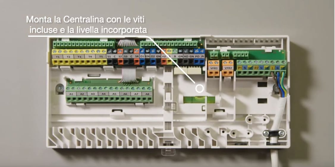 Come-installare-la-centralina-di-controllo-di-Wavin-Sentio