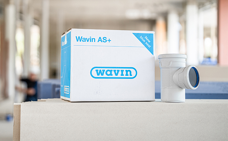 Door het hele gebouw zitten Wavin-producten verweven