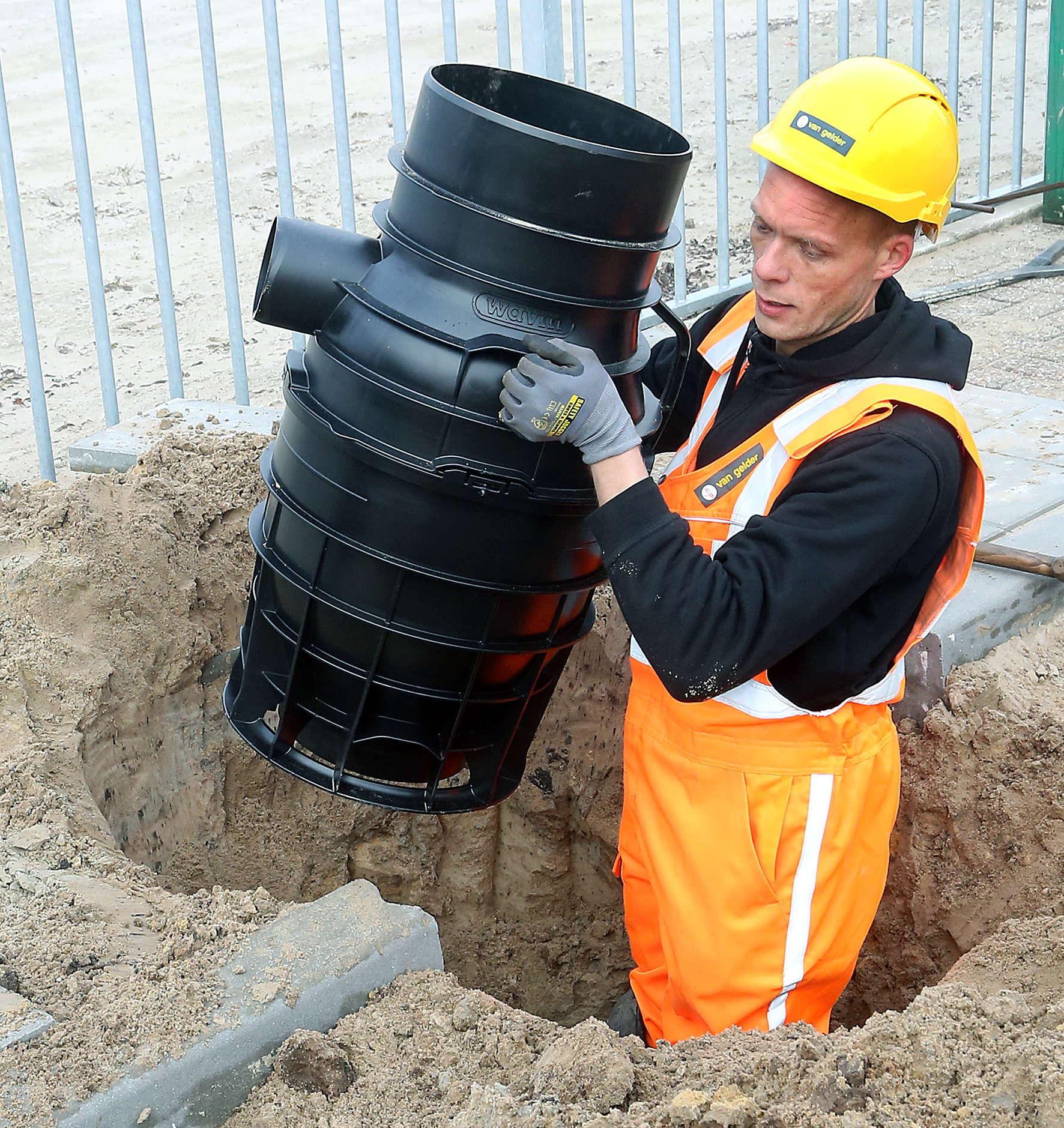Vraag ’t Wavin: Voert een grotere kolkaansluiting (DN160) regenwater ...